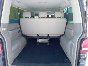 Melns Volkswagen Caravelle 2010 Viļņa, ar dzinēja tilpumu 2.00 L un nobraukumu 299 tūkst. km par 9800 €, foto 16 vietnē AUTOMOTO.COM.LV