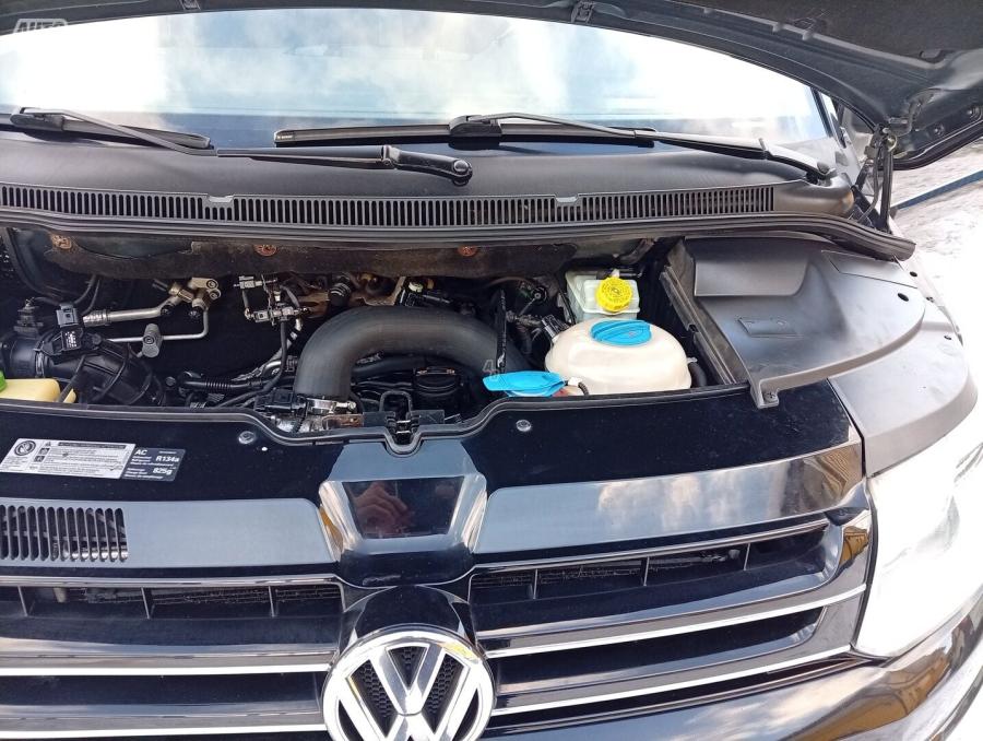 Melns Volkswagen Caravelle 2010 Viļņa, ar dzinēja tilpumu 2.00 L un nobraukumu 299 tūkst. km par 9800 €, foto 18 vietnē AUTOMOTO.COM.LV