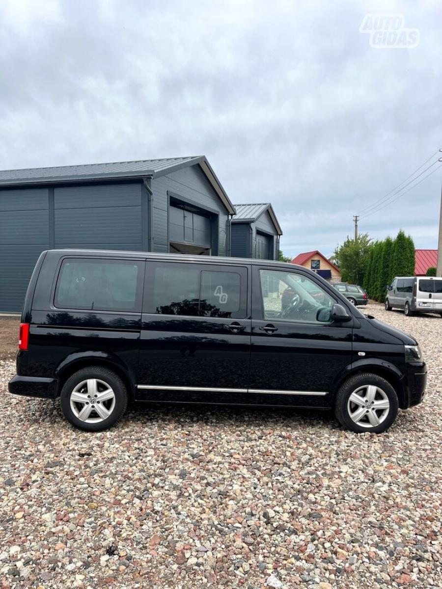 Melns Volkswagen Caravelle 2010 Vilkaviškis, ar dzinēja tilpumu 2.00 L un nobraukumu 270 tūkst. km par 13500 €, foto 5 vietnē AUTOMOTO.COM.LV