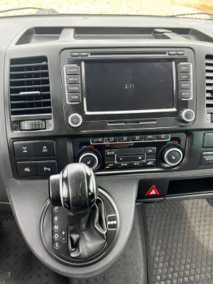 Melns Volkswagen Caravelle 2010 Vilkaviškis, ar dzinēja tilpumu 2.00 L un nobraukumu 270 tūkst. km par 13500 €, foto 11 vietnē AUTOMOTO.COM.LV