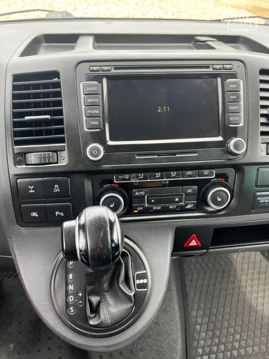 Melns Volkswagen Caravelle 2010 Vilkaviškis, ar dzinēja tilpumu 2.00 L un nobraukumu 270 tūkst. km par 13500 €, foto 11 vietnē AUTOMOTO.COM.LV