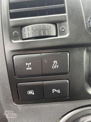 Melns Volkswagen Caravelle 2010 Vilkaviškis, ar dzinēja tilpumu 2.00 L un nobraukumu 270 tūkst. km par 13500 €, foto 12 vietnē AUTOMOTO.COM.LV