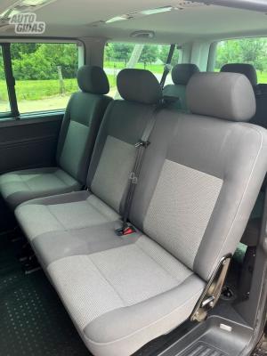 Melns Volkswagen Caravelle 2010 Vilkaviškis, ar dzinēja tilpumu 2.00 L un nobraukumu 270 tūkst. km par 13500 €, foto 18 vietnē AUTOMOTO.COM.LV
