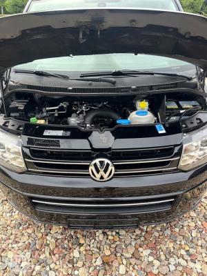 Melns Volkswagen Caravelle 2010 Vilkaviškis, ar dzinēja tilpumu 2.00 L un nobraukumu 270 tūkst. km par 13500 €, foto 20 vietnē AUTOMOTO.COM.LV