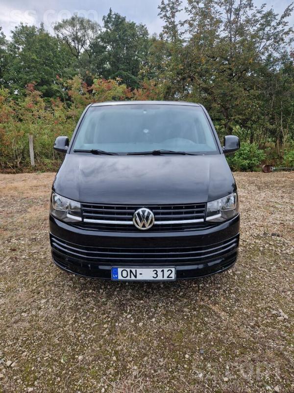 Melns Volkswagen Caravelle 2010 Jēkabpils, ar dzinēja tilpumu 2.00 L un nobraukumu 555 tūkst. km par 10200 €, foto 5 vietnē AUTOMOTO.COM.LV