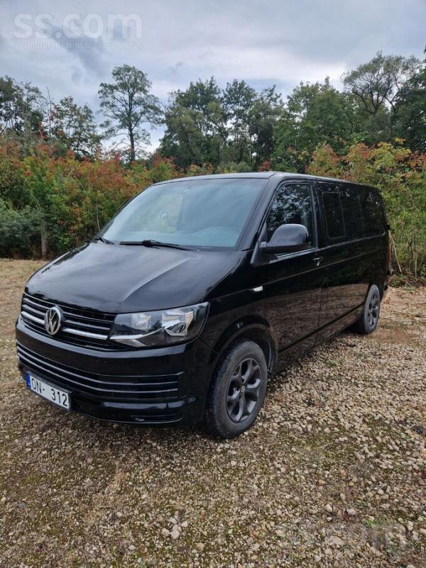 Melns Volkswagen Caravelle 2010 Jēkabpils, ar dzinēja tilpumu 2.00 L un nobraukumu 555 tūkst. km par 10200 €, foto 6 vietnē AUTOMOTO.COM.LV