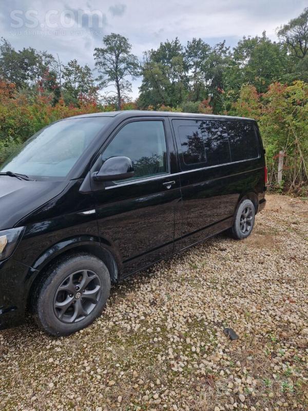 Melns Volkswagen Caravelle 2010 Jēkabpils, ar dzinēja tilpumu 2.00 L un nobraukumu 555 tūkst. km par 10200 €, foto 7 vietnē AUTOMOTO.COM.LV