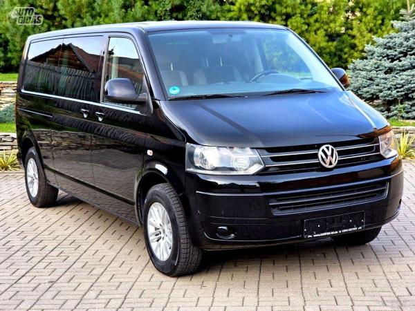 Melns Volkswagen Caravelle 2011 Viļņa, ar dzinēja tilpumu 2.00 L un nobraukumu 271 tūkst. km par 11400 €, foto 1 vietnē AUTOMOTO.COM.LV