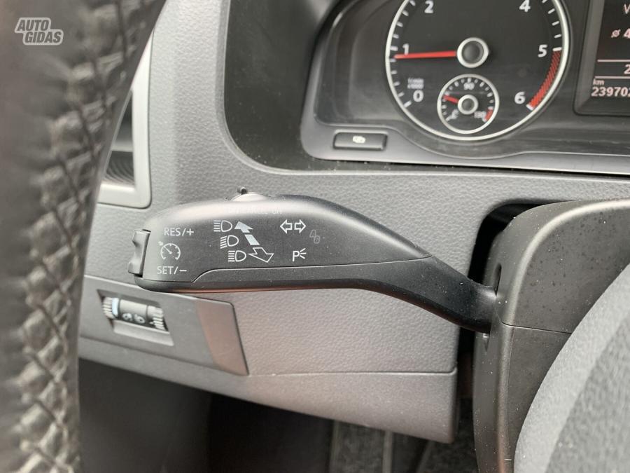 Melns Volkswagen Caravelle 2011 Kauņa, ar dzinēja tilpumu 2.00 L un nobraukumu 240 tūkst. km par 13499 €, foto 22 vietnē AUTOMOTO.COM.LV