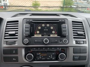 Melns Volkswagen Caravelle 2011 Kauņa, ar dzinēja tilpumu 2.00 L un nobraukumu 240 tūkst. km par 13499 €, foto 24 vietnē AUTOMOTO.COM.LV