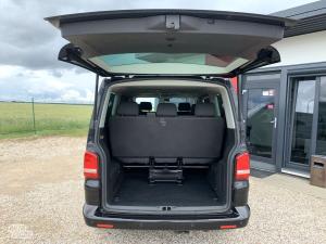 Melns Volkswagen Caravelle 2011 Kauņa, ar dzinēja tilpumu 2.00 L un nobraukumu 240 tūkst. km par 13499 €, foto 27 vietnē AUTOMOTO.COM.LV