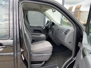 Melns Volkswagen Caravelle 2011 Kauņa, ar dzinēja tilpumu 2.00 L un nobraukumu 240 tūkst. km par 13499 €, foto 30 vietnē AUTOMOTO.COM.LV
