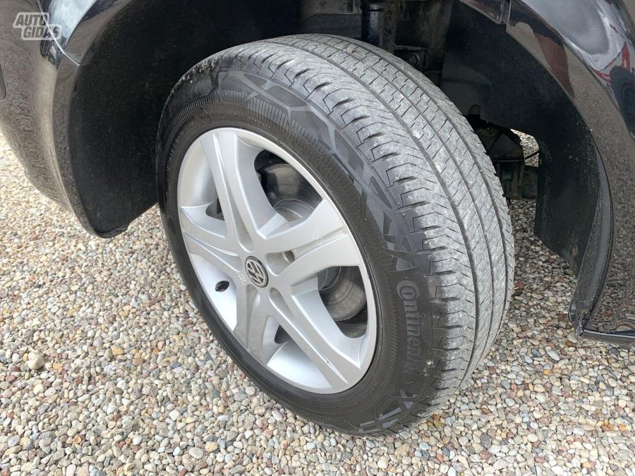 Melns Volkswagen Caravelle 2011 Kauņa, ar dzinēja tilpumu 2.00 L un nobraukumu 240 tūkst. km par 13499 €, foto 32 vietnē AUTOMOTO.COM.LV