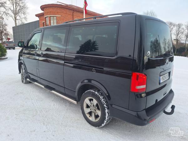 Black Volkswagen Caravelle 2012 in Marijampole, with an engine capacity of 2.00 L and mileage of 249 thousand km for 14500 €, photo 5 on AUTOMOTO.COM.LV