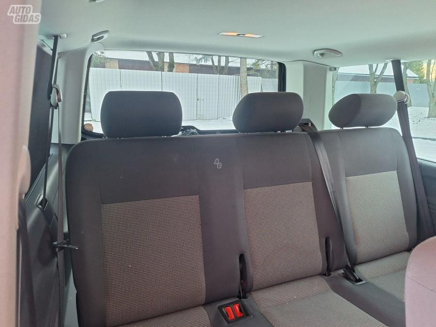 Black Volkswagen Caravelle 2012 in Marijampole, with an engine capacity of 2.00 L and mileage of 249 thousand km for 14500 €, photo 9 on AUTOMOTO.COM.LV