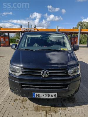 Melns Volkswagen Caravelle 2012 Jelgava, ar dzinēja tilpumu 2.00 L un nobraukumu 402 tūkst. km par 8250 €, foto 10 vietnē AUTOMOTO.COM.LV