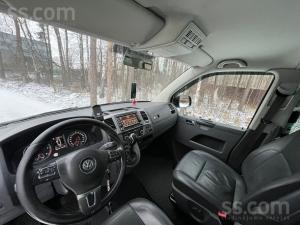 Melns Volkswagen Caravelle 2014 Rīga, ar dzinēja tilpumu 2.00 L un nobraukumu 400 tūkst. km par 15499 €, foto 3 vietnē AUTOMOTO.COM.LV