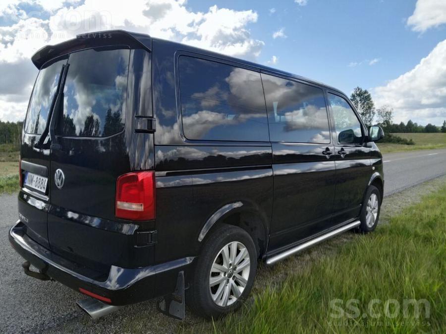 Melns Volkswagen Caravelle 2014 Dobele, ar dzinēja tilpumu 2.00 L un nobraukumu 267 tūkst. km par 15900 €, foto 5 vietnē AUTOMOTO.COM.LV