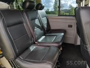 Melns Volkswagen Caravelle 2014 Dobele, ar dzinēja tilpumu 2.00 L un nobraukumu 267 tūkst. km par 15900 €, foto 13 vietnē AUTOMOTO.COM.LV