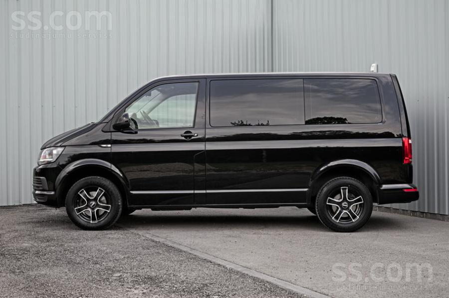 Melns Volkswagen Caravelle 2016 Ogre, ar dzinēja tilpumu 2.00 L un nobraukumu 151 tūkst. km par 19900 €, foto 6 vietnē AUTOMOTO.COM.LV