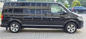 Melns Volkswagen Caravelle 2016 Rīga, ar dzinēja tilpumu 2.00 L un nobraukumu 450 tūkst. km par 21300 €, foto 5 vietnē AUTOMOTO.COM.LV