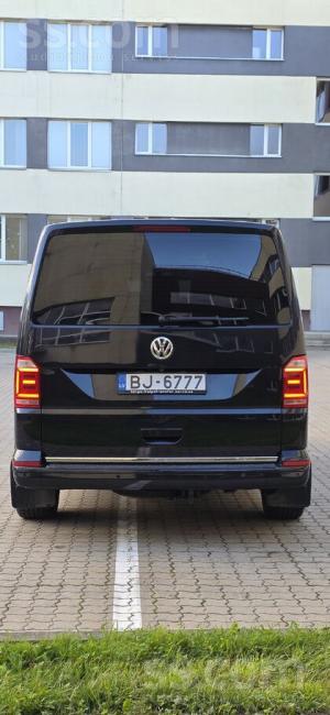 Melns Volkswagen Caravelle 2016 Rīga, ar dzinēja tilpumu 2.00 L un nobraukumu 450 tūkst. km par 21300 €, foto 7 vietnē AUTOMOTO.COM.LV