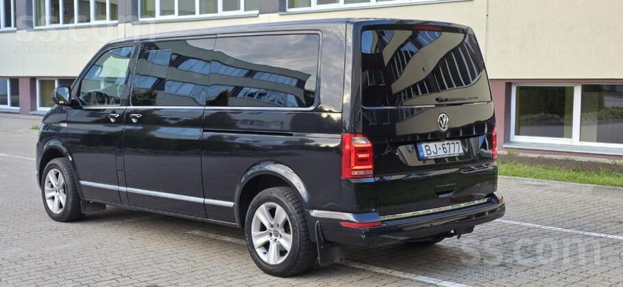 Melns Volkswagen Caravelle 2016 Rīga, ar dzinēja tilpumu 2.00 L un nobraukumu 450 tūkst. km par 21300 €, foto 8 vietnē AUTOMOTO.COM.LV