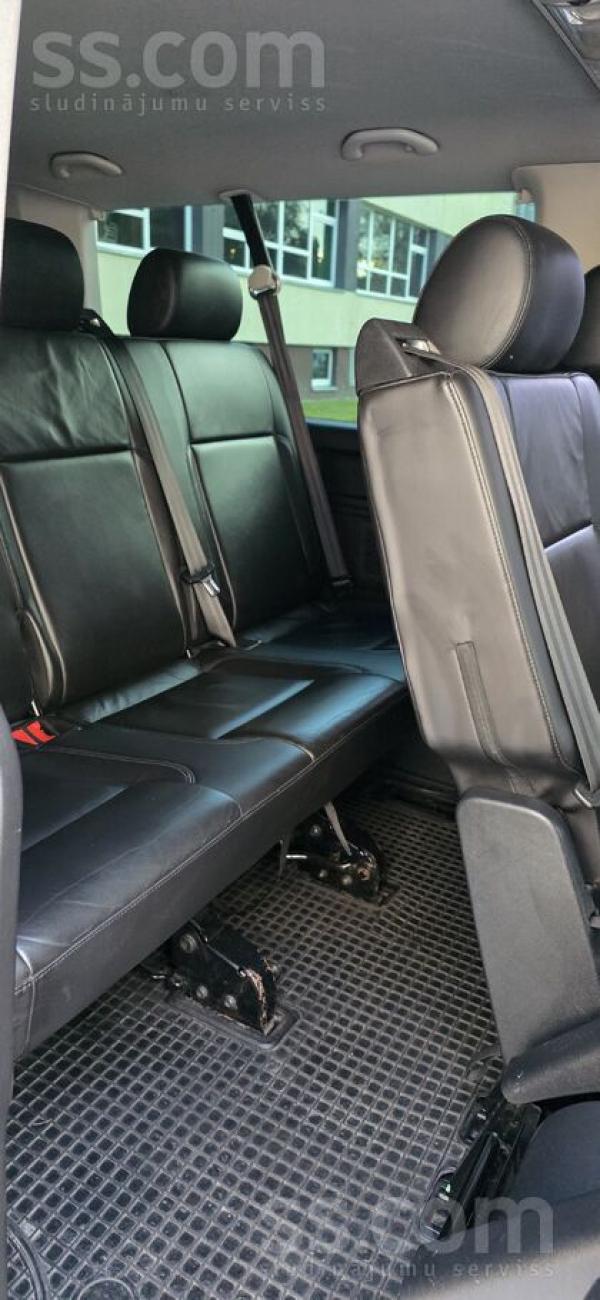 Volkswagen Caravelle 2016 Rīga vietnē Melns Volkswagen Caravelle 2016 Rīga, ar dzinēja tilpumu 2.00 L un nobraukumu 450 tūkst. km par 21300 €, foto 11 vietnē AUTOMOTO.COM.LV