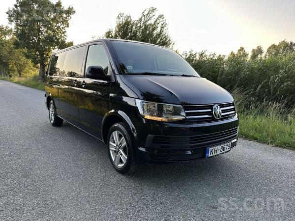 Black Volkswagen Caravelle 2016 in Bauska, with an engine capacity of 2.00 L and mileage of 225 thousand km for 18500 €, photo 3 on AUTOMOTO.COM.LV