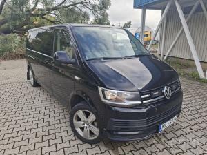 Black Volkswagen Caravelle 2017 in Riga, with an engine capacity of 2.00 L and mileage of 412 thousand km for 20570 €, photo 1 on AUTOMOTO.COM.LV