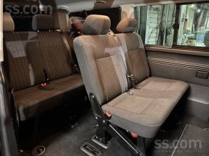 Melns Volkswagen Caravelle 2018 Rīga, ar dzinēja tilpumu 2.00 L un nobraukumu 283 tūkst. km par 20200 €, foto 6 vietnē AUTOMOTO.COM.LV
