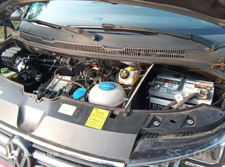 Melns Volkswagen Caravelle 2018 Rīga, ar dzinēja tilpumu 2.40 L un nobraukumu 292 tūkst. km par 22500 €, foto 6 vietnē AUTOMOTO.COM.LV