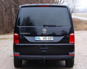 Melns Volkswagen Caravelle 2019 Petrikaičiai, ar dzinēja tilpumu 2.00 L un nobraukumu 67 tūkst. km par 24499 €, foto 10 vietnē AUTOMOTO.COM.LV