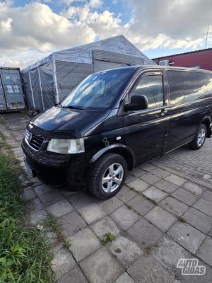 Black Volkswagen Caravelle 2007 in Siauliai, with an engine capacity of 2.50 L and mileage of 400 thousand km for 2990 €, photo  on AUTOMOTO.COM.LV