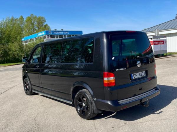 Black Volkswagen Caravelle 2007 in Riga, with an engine capacity of 2.50 L and mileage of 0 thousand km for 9100 €, photo 4 on AUTOMOTO.COM.LV