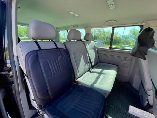 Black Volkswagen Caravelle 2007 in Riga, with an engine capacity of 2.50 L and mileage of 0 thousand km for 9100 €, photo 9 on AUTOMOTO.COM.LV