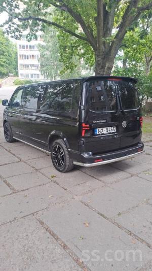 Melns Volkswagen Caravelle 2009 Rīga, ar dzinēja tilpumu 2.50 L un nobraukumu 161 tūkst. km par 12700 €, foto 4 vietnē AUTOMOTO.COM.LV