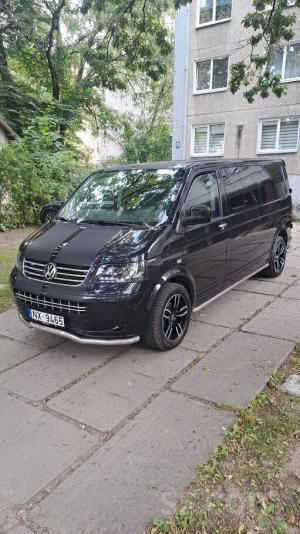 Melns Volkswagen Caravelle 2009 Rīga, ar dzinēja tilpumu 2.50 L un nobraukumu 161 tūkst. km par 12700 €, foto 5 vietnē AUTOMOTO.COM.LV
