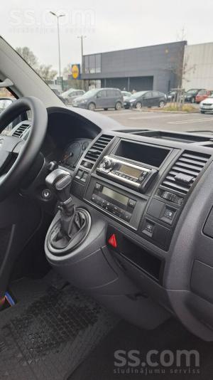 Melns Volkswagen Caravelle 2009 Rīga, ar dzinēja tilpumu 2.50 L un nobraukumu 161 tūkst. km par 12700 €, foto 12 vietnē AUTOMOTO.COM.LV