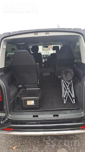Melns Volkswagen Caravelle 2009 Rīga, ar dzinēja tilpumu 2.50 L un nobraukumu 161 tūkst. km par 12700 €, foto 15 vietnē AUTOMOTO.COM.LV