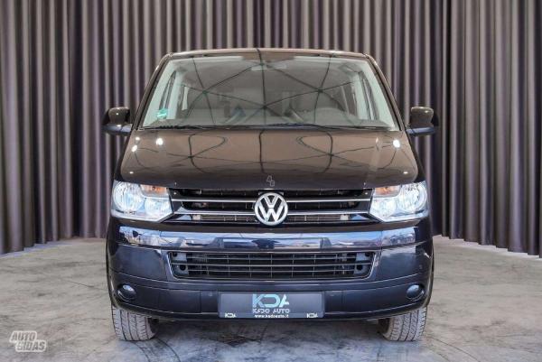 Melns Volkswagen Caravelle 2010 Marijampole, ar dzinēja tilpumu 2.00 L un nobraukumu 199 tūkst. km par 12950 €, foto 3 vietnē AUTOMOTO.COM.LV