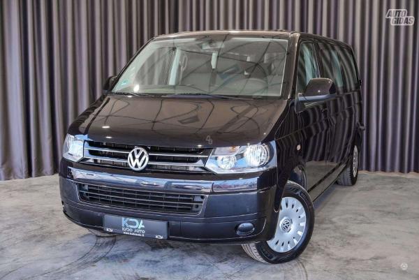 Melns Volkswagen Caravelle 2010 Marijampole, ar dzinēja tilpumu 2.00 L un nobraukumu 199 tūkst. km par 12950 €, foto 4 vietnē AUTOMOTO.COM.LV