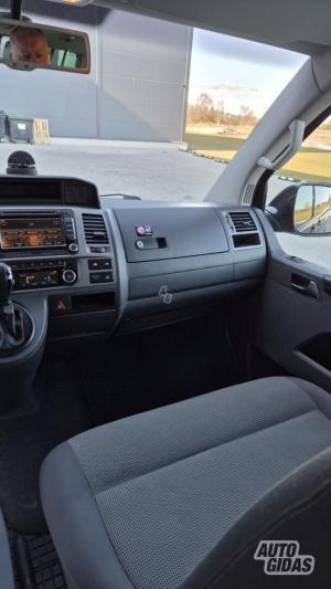 Melns Volkswagen Caravelle 2012 Šauļi, ar dzinēja tilpumu 2.00 L un nobraukumu 266 tūkst. km par 12900 €, foto 14 vietnē AUTOMOTO.COM.LV