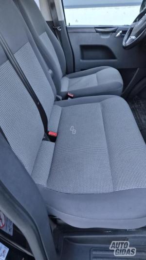 Melns Volkswagen Caravelle 2012 Šauļi, ar dzinēja tilpumu 2.00 L un nobraukumu 266 tūkst. km par 12900 €, foto 21 vietnē AUTOMOTO.COM.LV