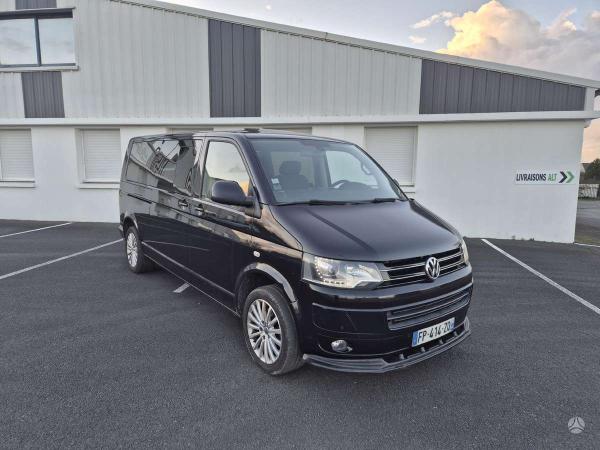 Melns Volkswagen Caravelle 2013 Tauragė, ar dzinēja tilpumu 2.00 L un nobraukumu 151 tūkst. km par 13200 €, foto 4 vietnē AUTOMOTO.COM.LV