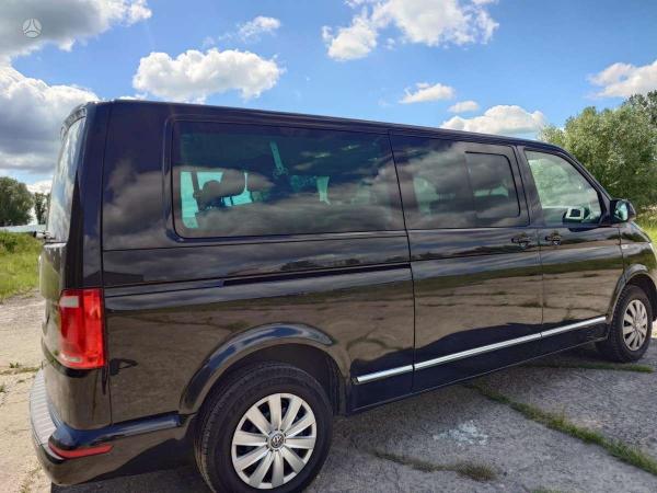 Melns Volkswagen Caravelle 2019 Tauragė, ar dzinēja tilpumu 1.97 L un nobraukumu 324 tūkst. km par 17500 €, foto 8 vietnē AUTOMOTO.COM.LV