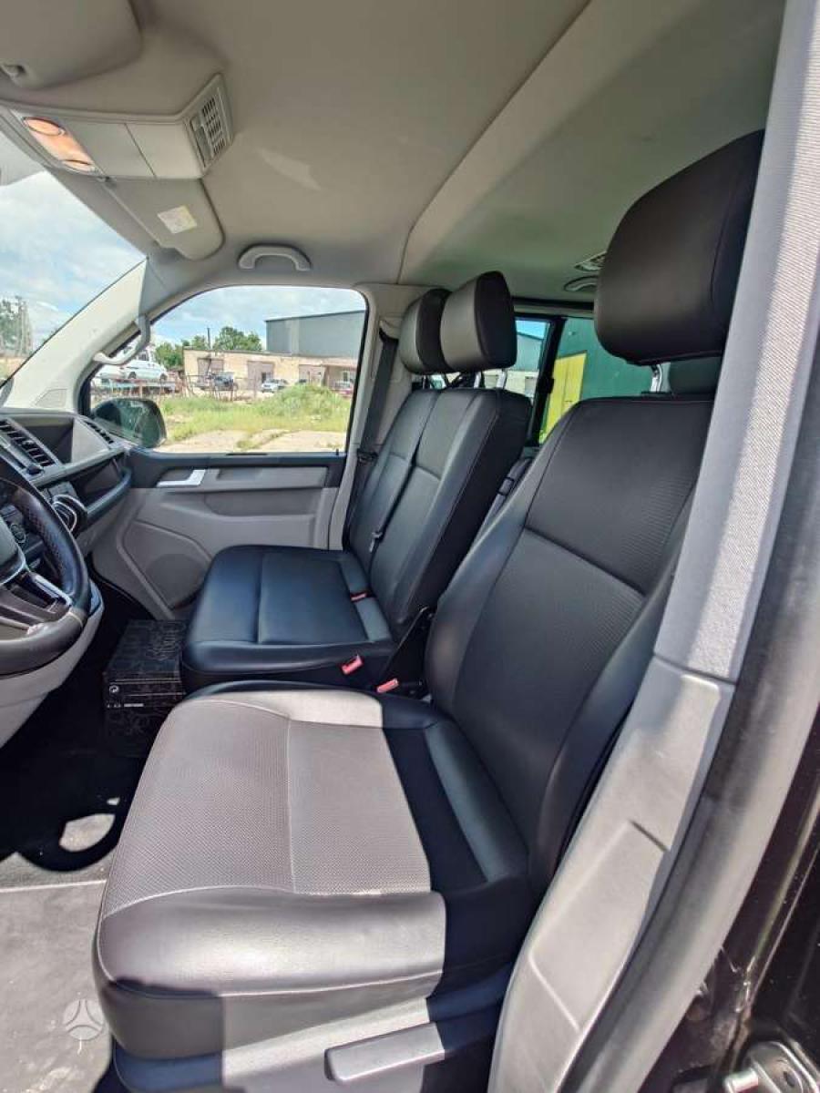 Melns Volkswagen Caravelle 2019 Tauragė, ar dzinēja tilpumu 1.97 L un nobraukumu 324 tūkst. km par 17500 €, foto 12 vietnē AUTOMOTO.COM.LV