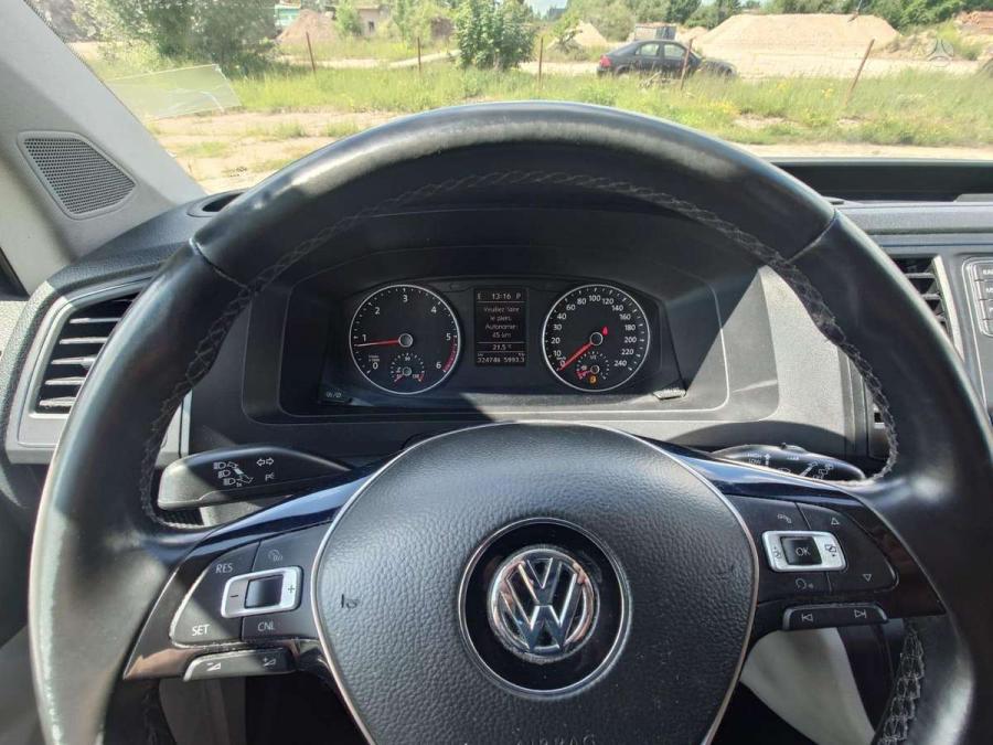 Melns Volkswagen Caravelle 2019 Tauragė, ar dzinēja tilpumu 1.97 L un nobraukumu 324 tūkst. km par 17500 €, foto 13 vietnē AUTOMOTO.COM.LV