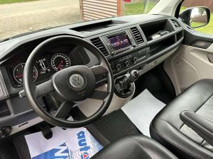Black Volkswagen Caravelle 2020 in Vilnius, with an engine capacity of 1.97 L and mileage of 215 thousand km for 19350 €, photo 26 on AUTOMOTO.COM.LV