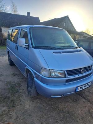 Zils Volkswagen Caravelle 1996 Pasvalys, ar dzinēja tilpumu 2.79 L un nobraukumu 317 tūkst. km par 3500 €, foto  vietnē AUTOMOTO.COM.LV
